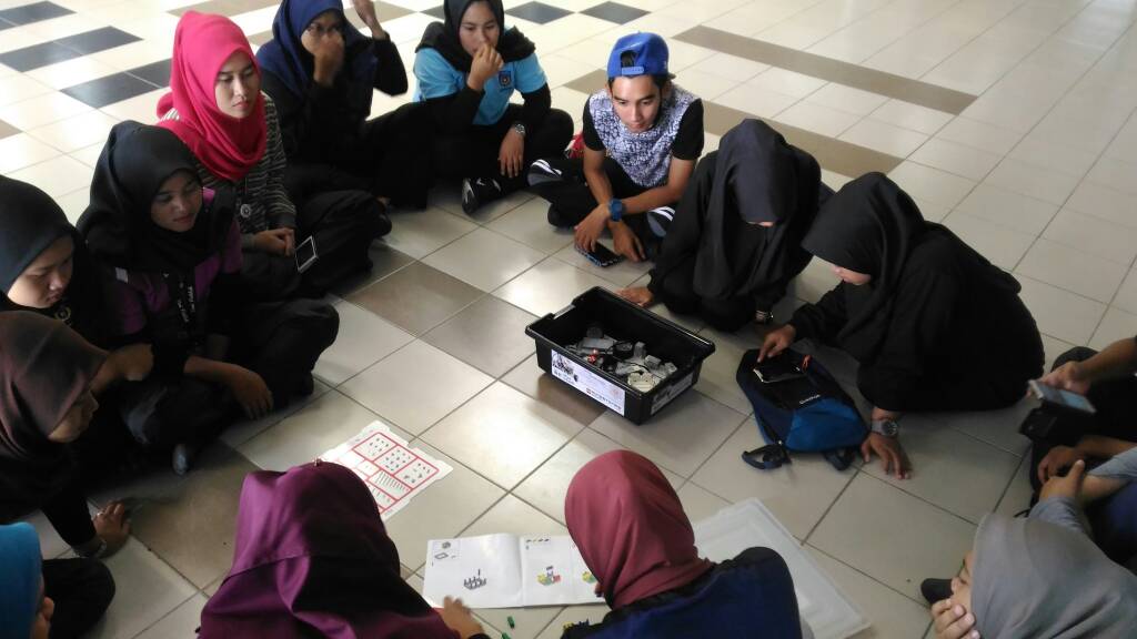 KELAS ROBOTIK – NADI Kemaman Open Innovation Lab